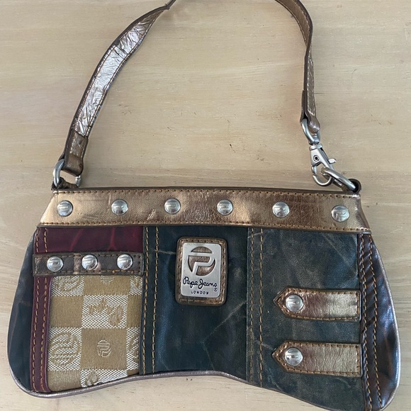 Pepe Jeans | Bags | Vintage Pepe Jeans Apple Bottom Mini Purse ...